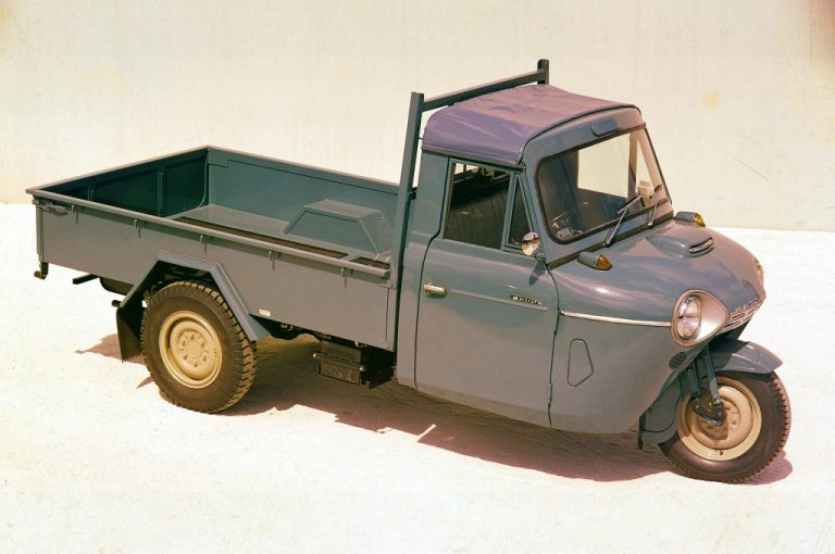 マツダ T1500/T2000 (1957-1974)：近代的なオート3輪として登場しロングセラーモデルに | ビークルズ